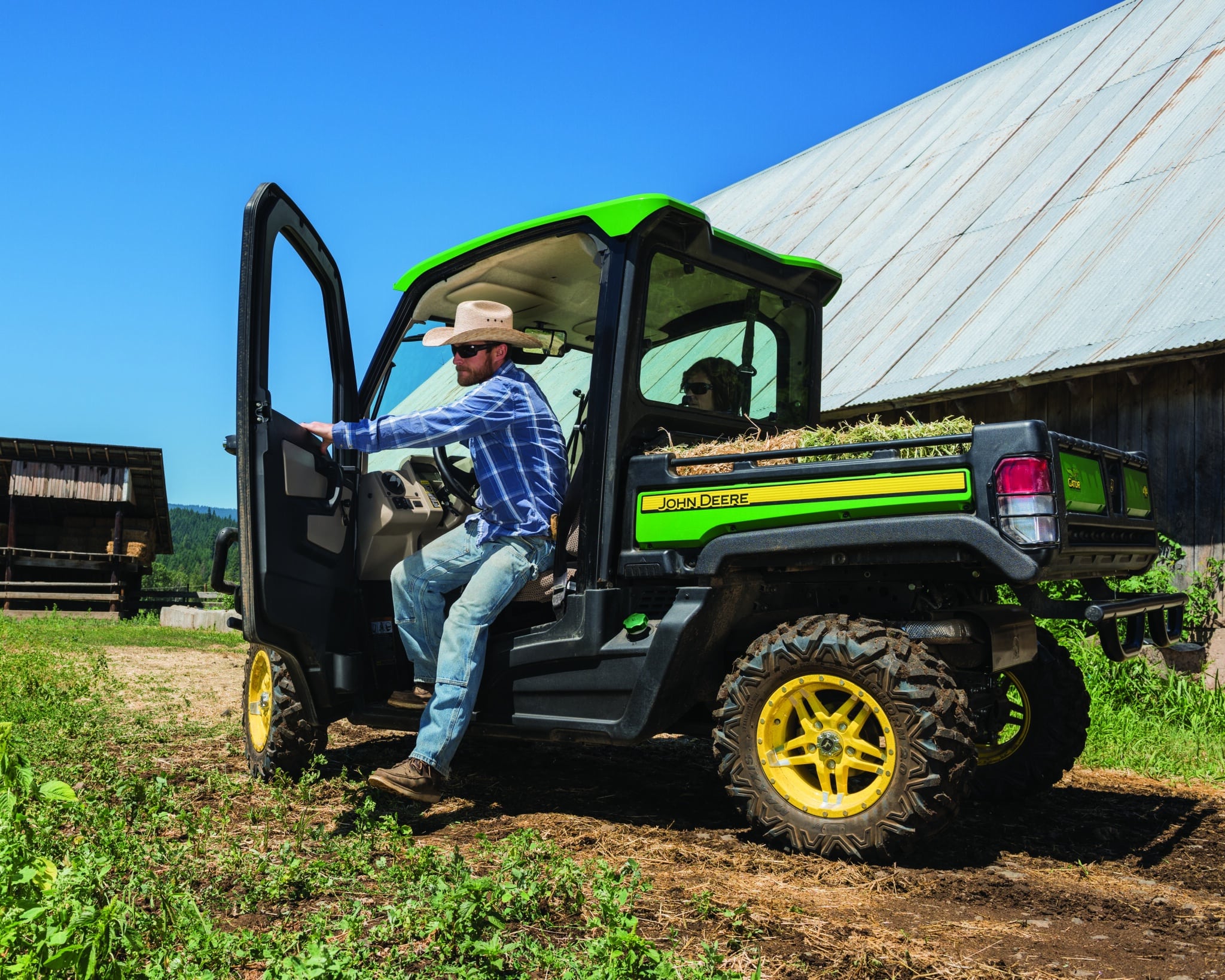 John Deere XUV865R Diesel Premium Cab Crossover Utility Vehicle | Papé ...
