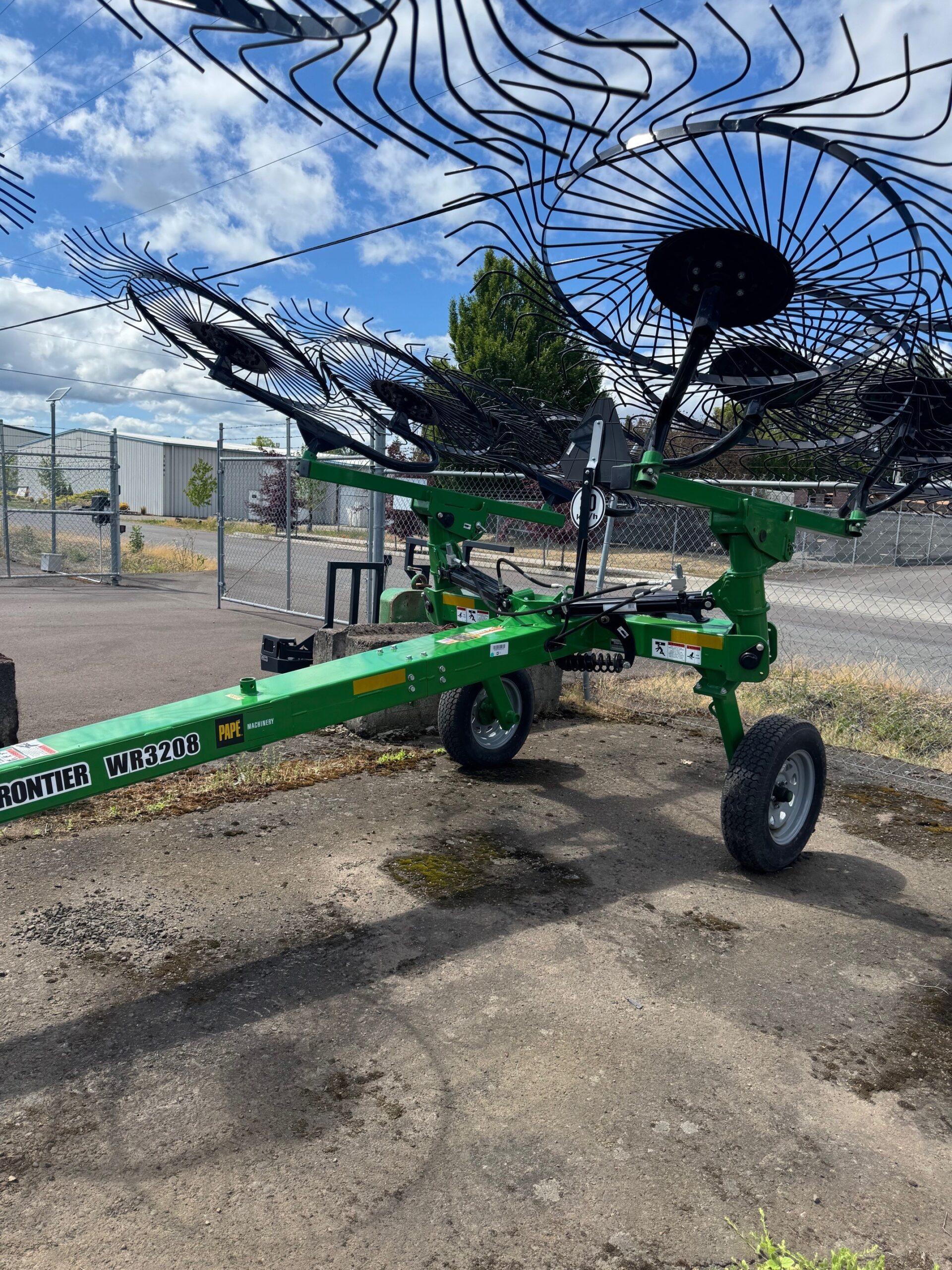 2023 FRONTIER WR3208 | Papé Machinery Agriculture & Turf