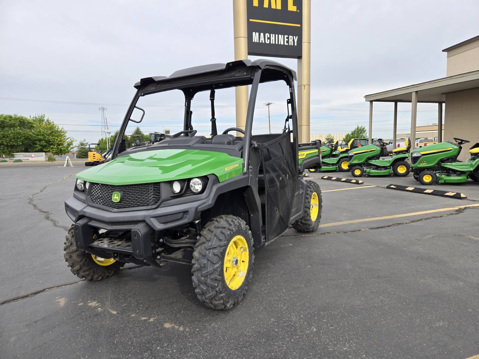 2024 JOHN DEERE 835M | Papé Machinery Agriculture & Turf