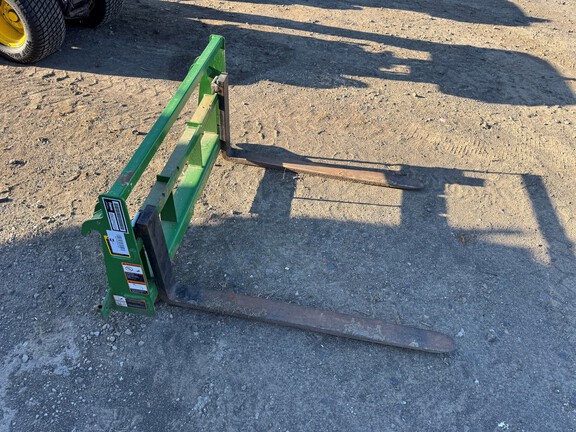 2019 FRONTIER AP10F | Papé Machinery Agriculture & Turf